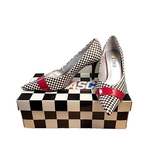 Nascar | Shoes | Nascar Womens High Heel Pump Shoes 8 Pointed Toe ...